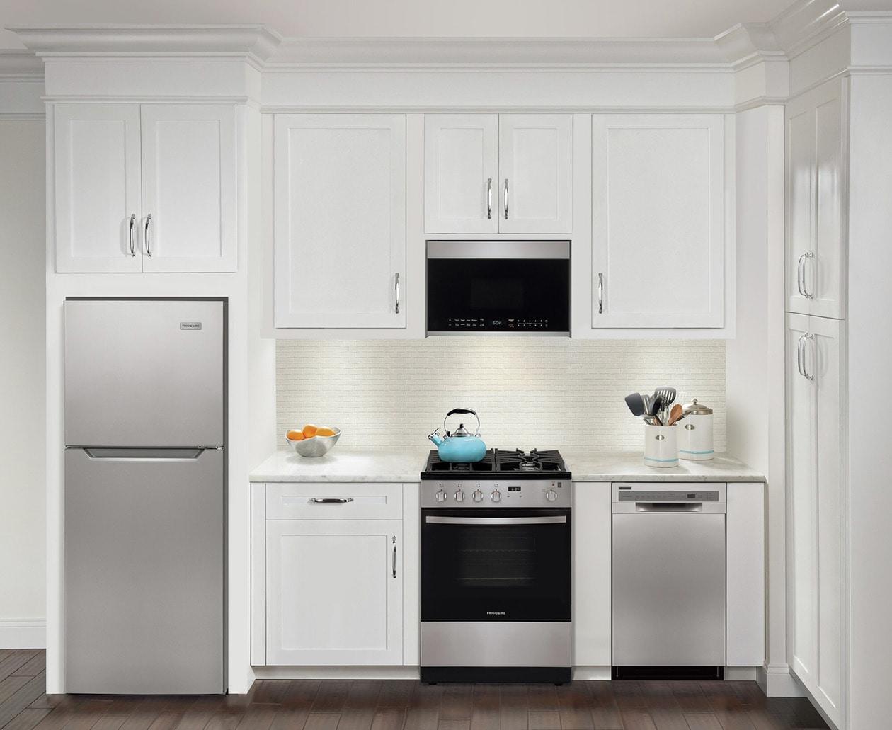 FRIGIDAIRE 24" Over The Range Microwave UMV1422US | ABC Warehouse