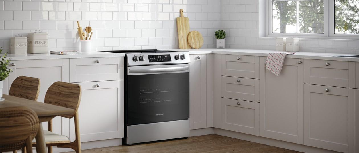 FRIGIDAIRE FCFE3062AS | ABC Warehouse